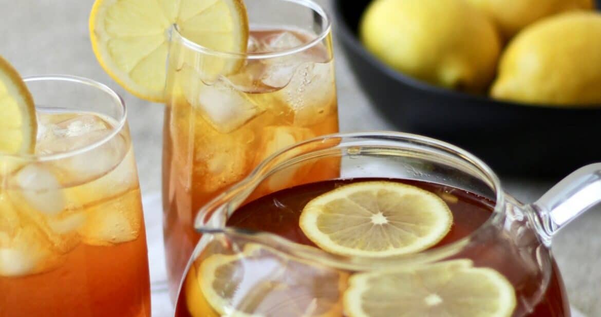 Lemon Tea on Ice with Raw Honey and Fresh Lemon Juice
