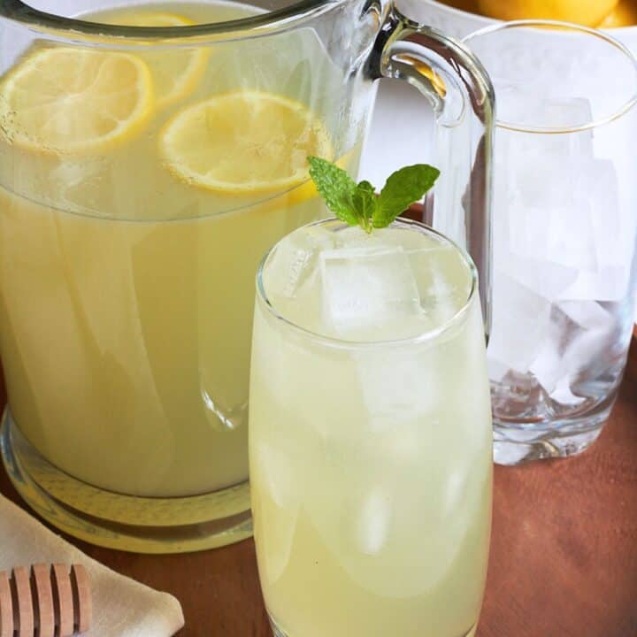 Fresh Lemonade Recipe - Cathy's Gluten Free