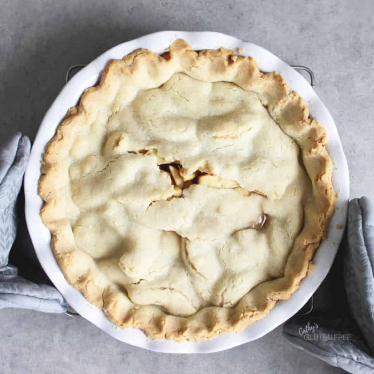 How to Bake a Blind Pie Crust, Gluten Free - Cathy's Gluten Free